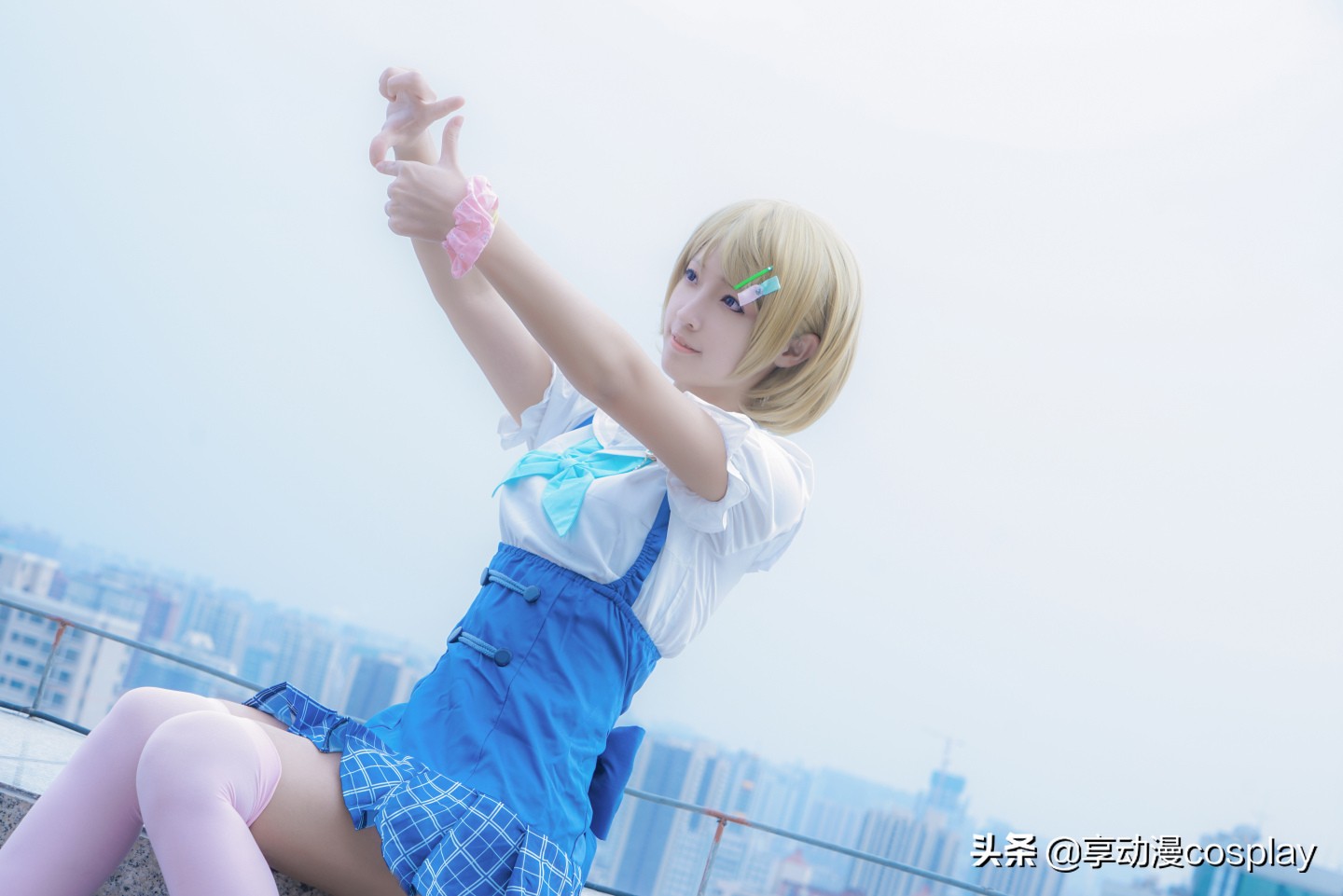 Navy is not awakened Huayang cosplay - iNEWS