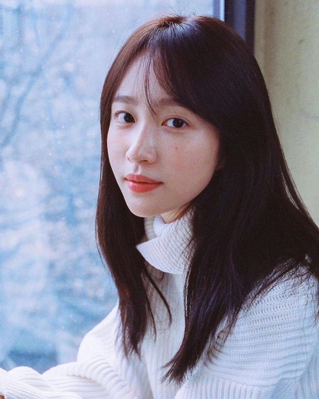 Hani An Xiyeon's elegant and sweet portrait, does it hit your heart ...