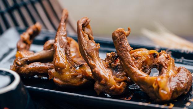 Juewei, who started by stealing a teacher, earns 800 million yuan a ...