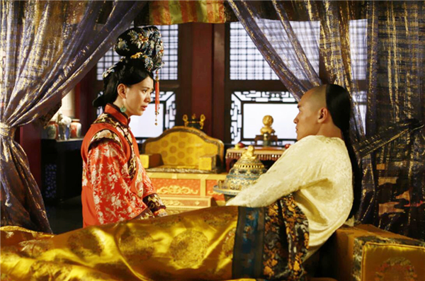 Why did Emperor Tongzhi die at the age of 19?After reading his living ...