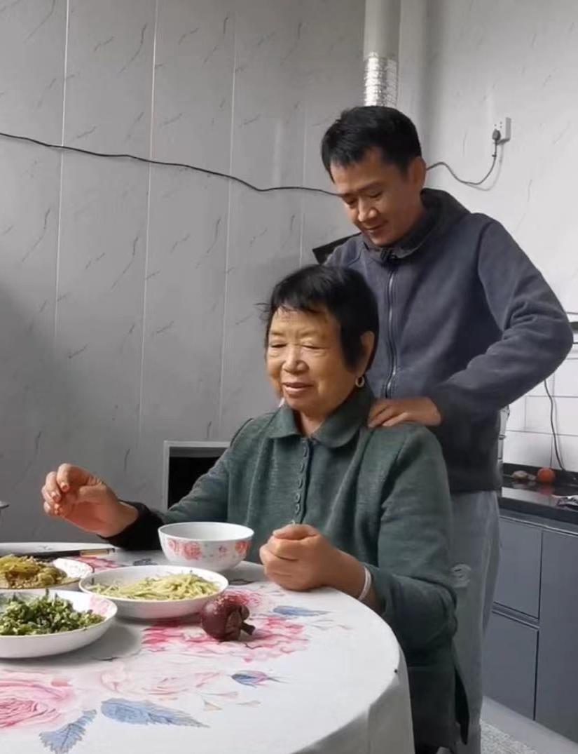 Li Jiaming responded to the rumor that it was Li Baotian's son, saying ...