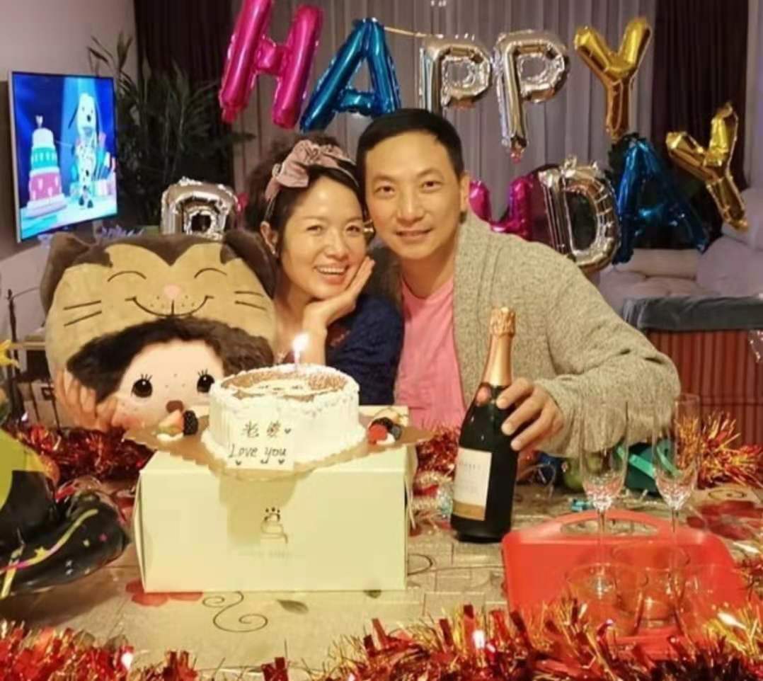 worry!Hong Kong actress Bao Peiru suddenly developed facial paralysis ...