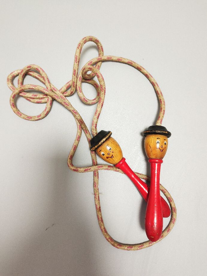 Ancient courtyard game-skipping rope - iNEWS