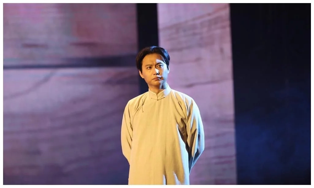 "Glory and Dream" Hou Jingjian, Huang Xiaoming, Tong Ruixin, Liu Jin ...