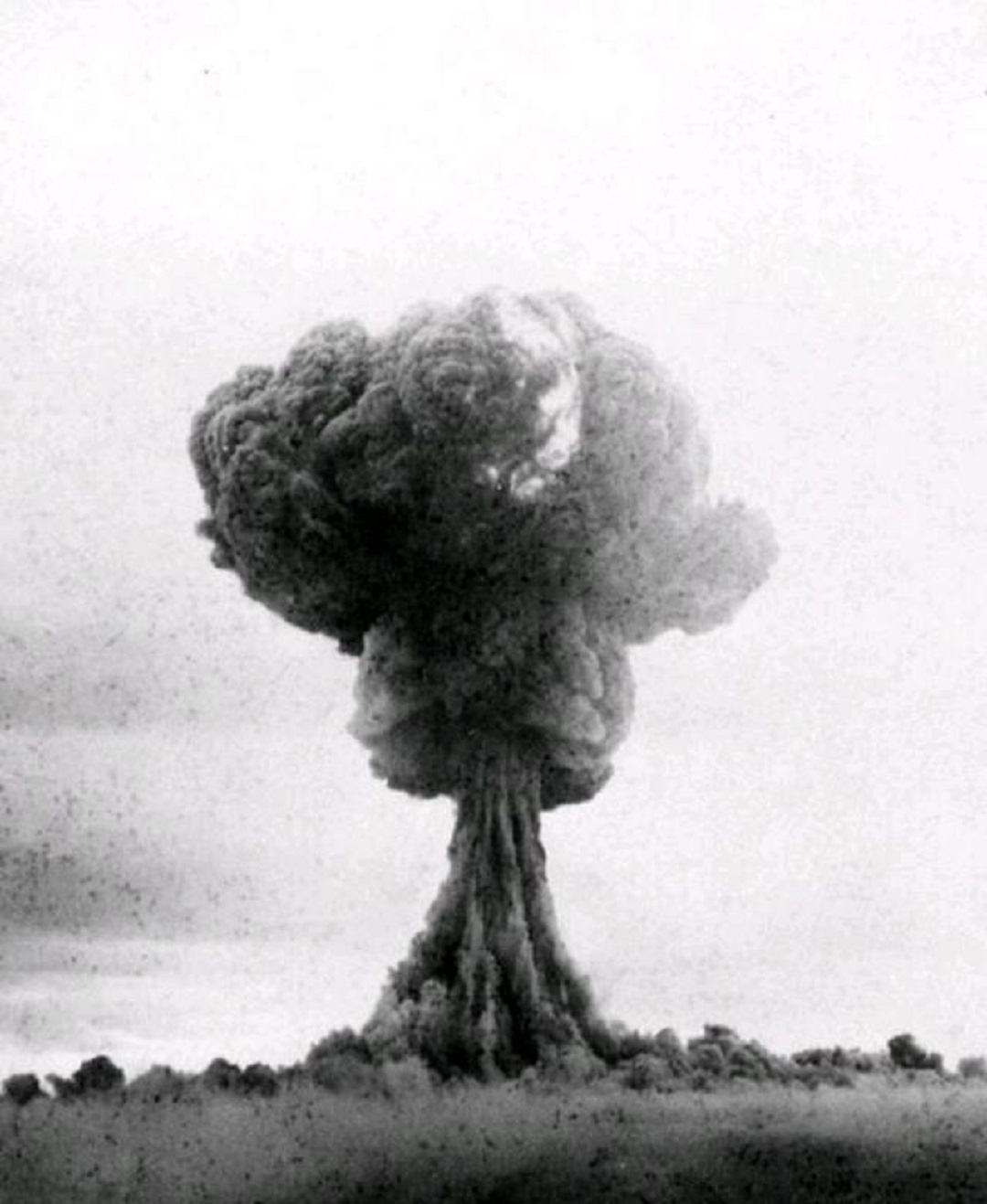 How did the Soviet Union obtain hydrogen bomb technology at that time ...