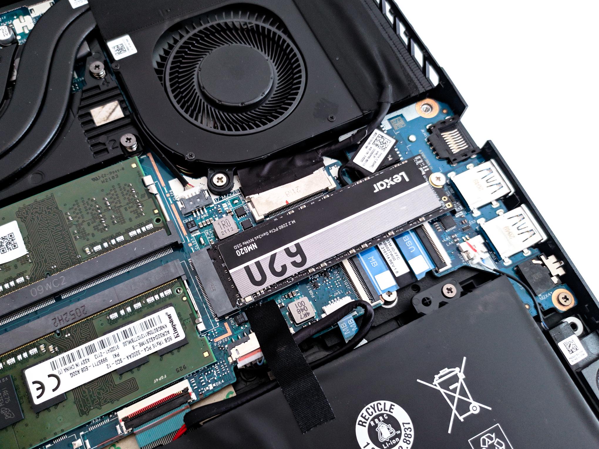 Simple volume, spanned volume, striped volume, 2TB solid state as an ...