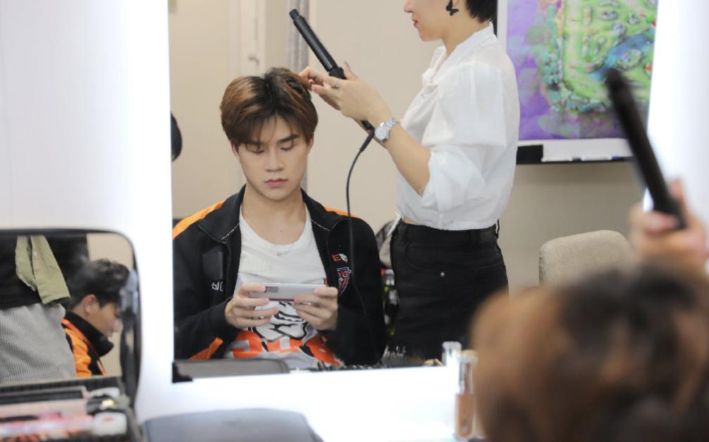 DYG小義缺陣不敵GK，giao沒能上演蕭玦的劇本，S組位置岌岌可危 - 資訊咖