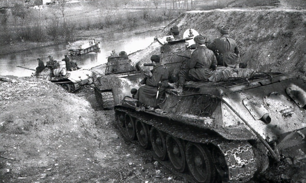 Paulus's analysis of the Soviet Army's attack on the Gumrak airlift ...