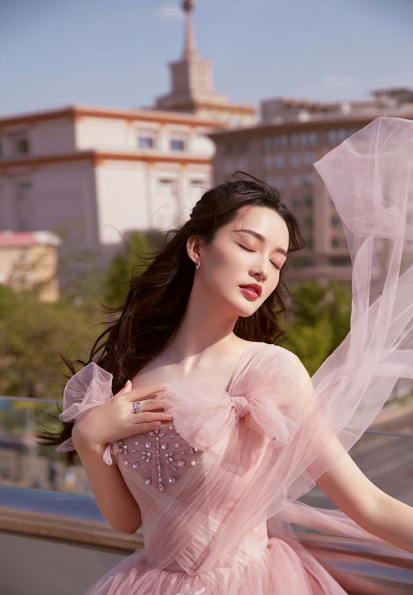 Struggle and Youth Party: Singing Falcons fit together, Gong Jun, Cheng ...