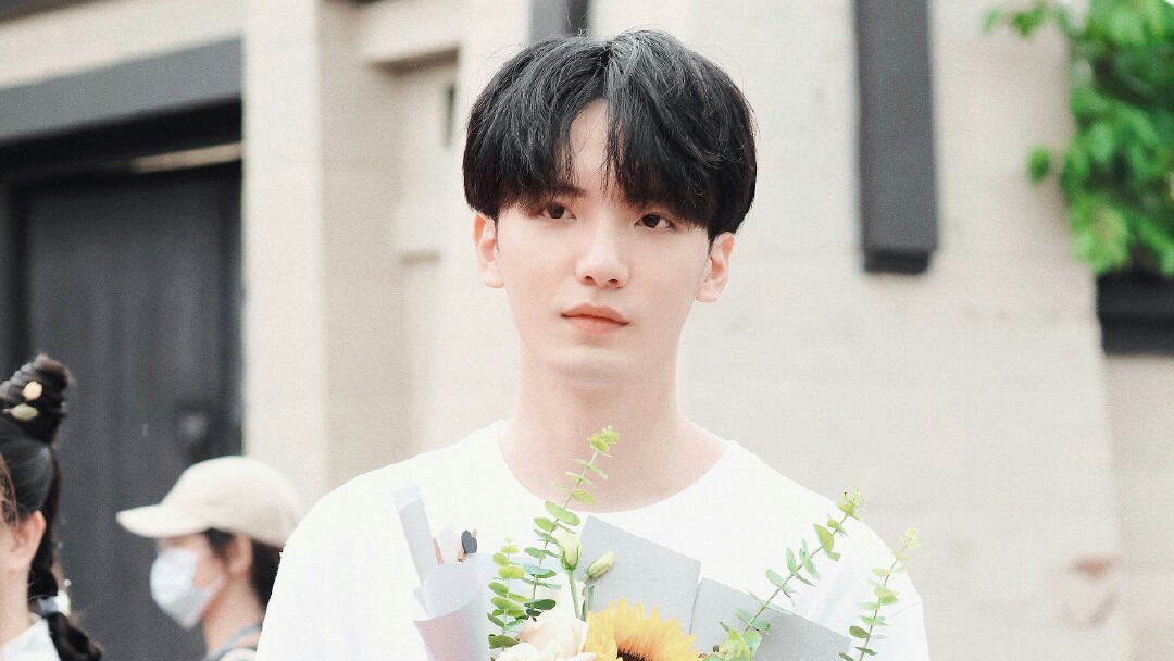 Huang Shengchi, Tang Min, Li Daikun, and Gu Landi Xu Yiyang team up ...