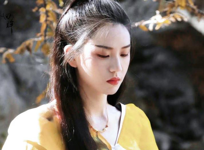 Lu Keran's long hair is so beautiful in ancient costumes, netizens: I ...