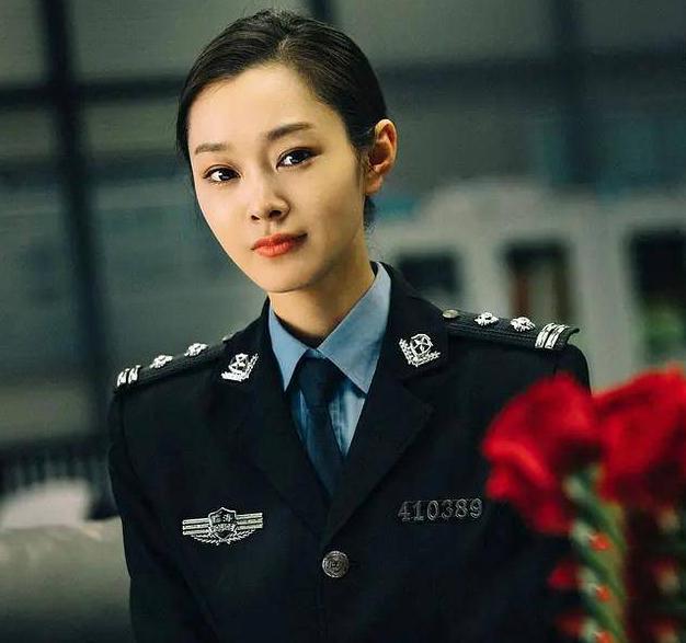 Zhang Rui and Song Yichang talked about college time. Seeing Song Yi's ...