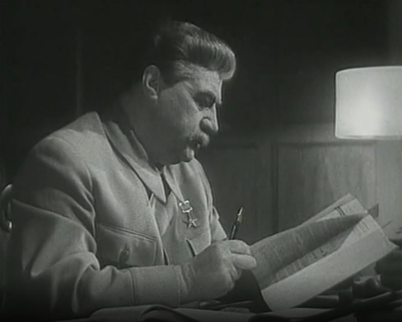 In the 1949 edition of "The Bloody Battle of Stalingrad", Gigi created ...