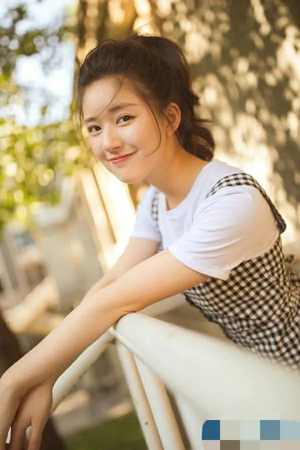 Zhao Lusi, young actor, pure and lovely - iNEWS