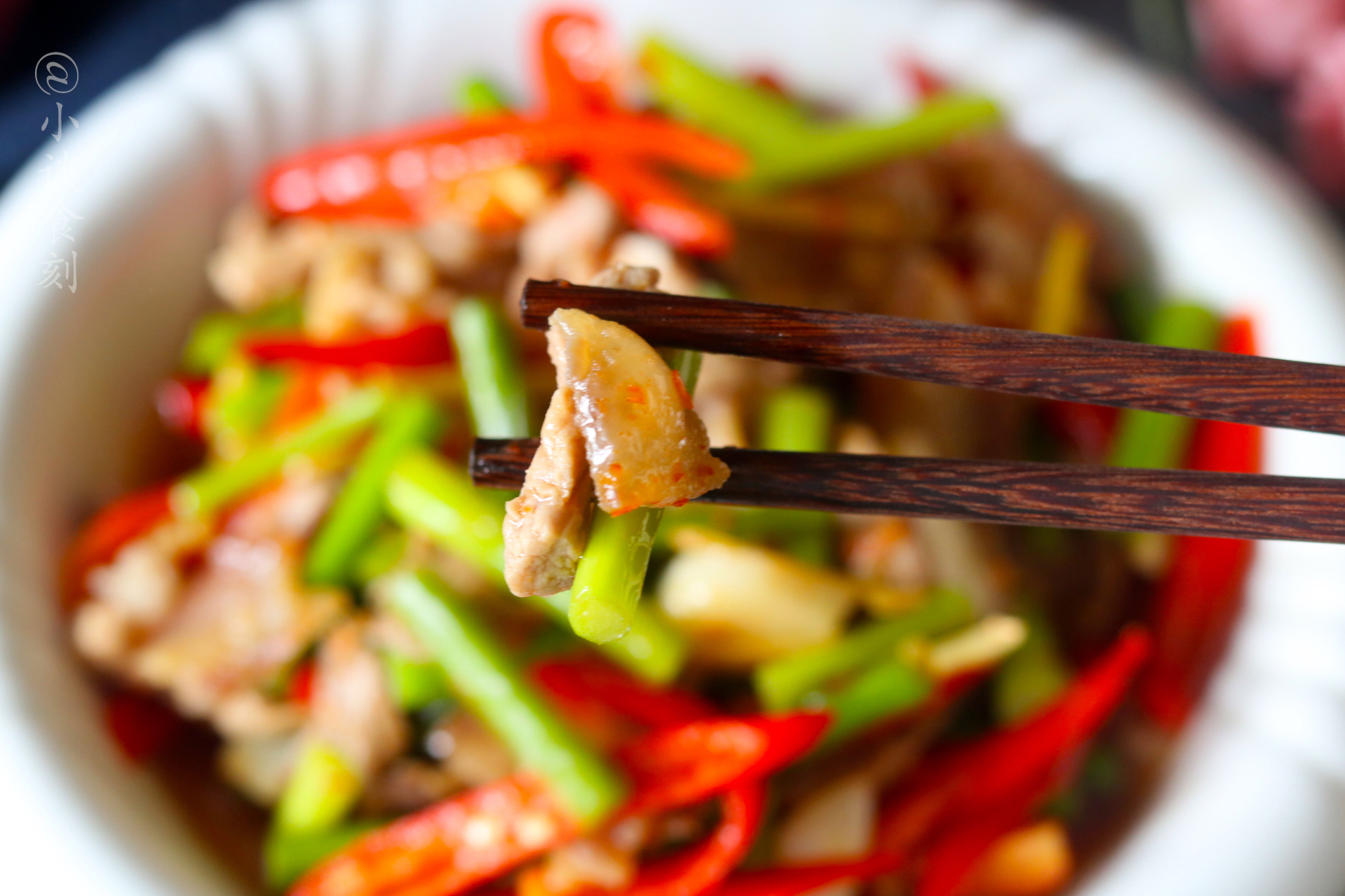 This Jiangxi famous dish is often made at home recently, sliced and ...