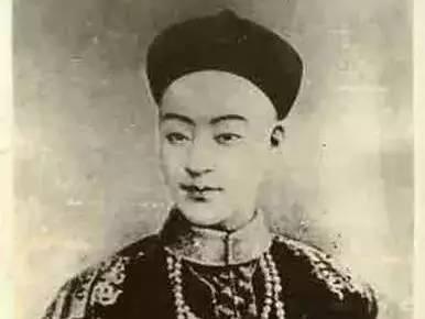 The last three emperors of the Qing dynasty all extinct heirs. Was it ...