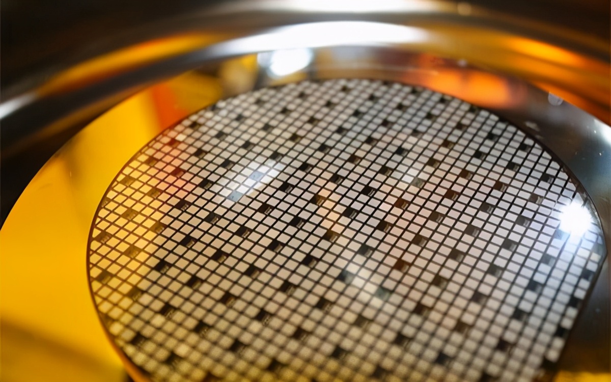 國產晶片缺芯現狀，徹底解決55nm技術，比攻克7nm晶片重要 - 頭條匯