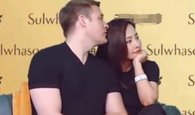 Ma Yashu and her foreign husband were married on the 11th anniversary ...