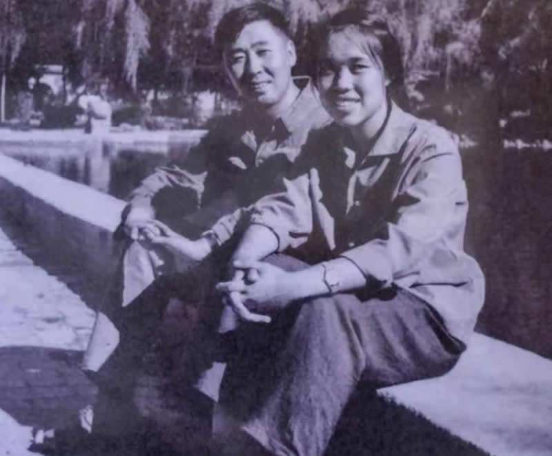 Lu Yao died 29 years ago, leaving behind a pile of IOUs. As a well ...
