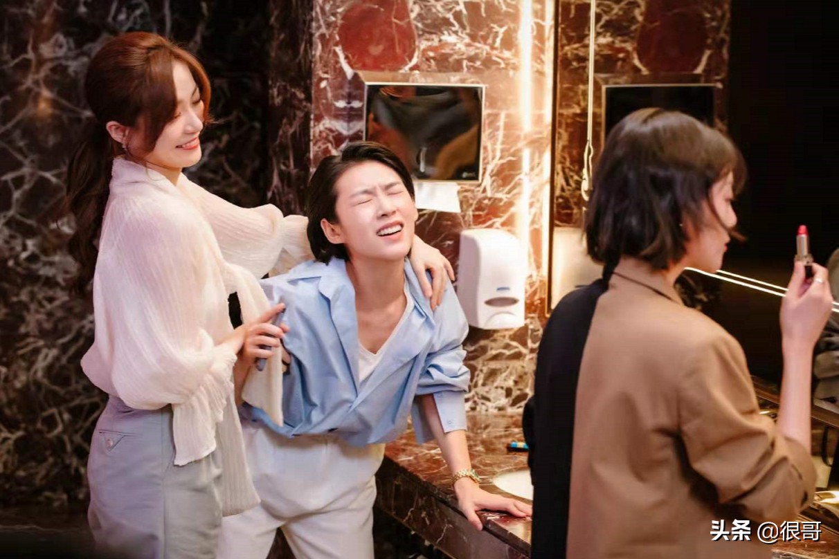 Lv Xiaolin starred in "My Neighbor Isn't Growing Up" and was praised ...