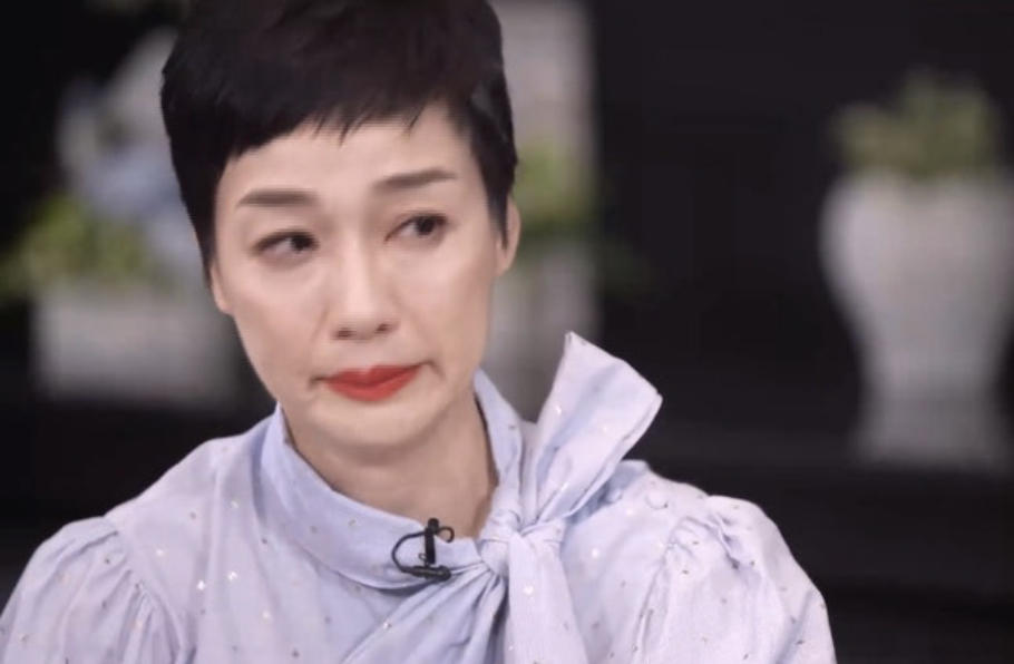 Distressed!Jiang Meiyi first talked about the pain of divorce, tears ...