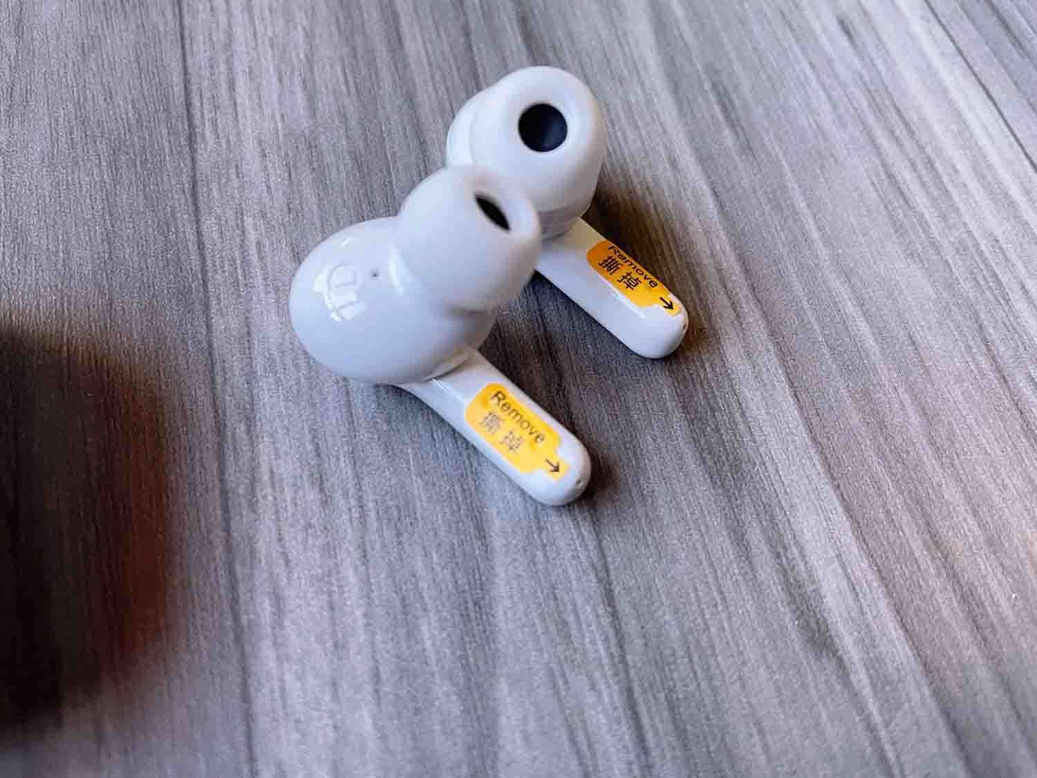 Four wheat noise reduction, and pop-up windows, QCY T13 is so strong ...