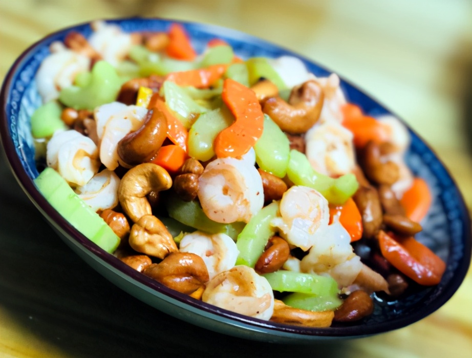 In April, the layman eats pork, and the insider eats shrimp. The ...