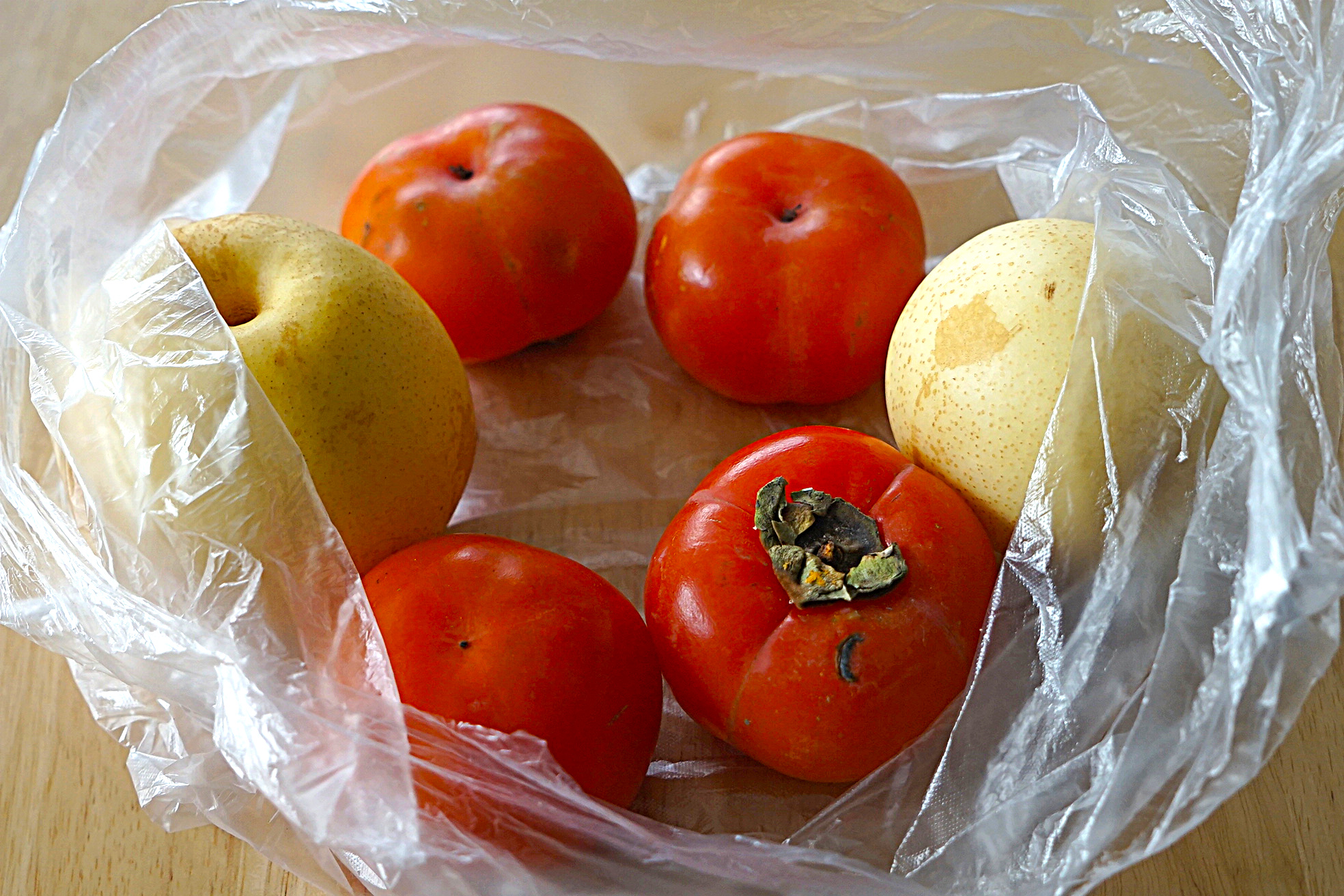 Learn these tricks to remove astringency and ripen persimmons, no ...
