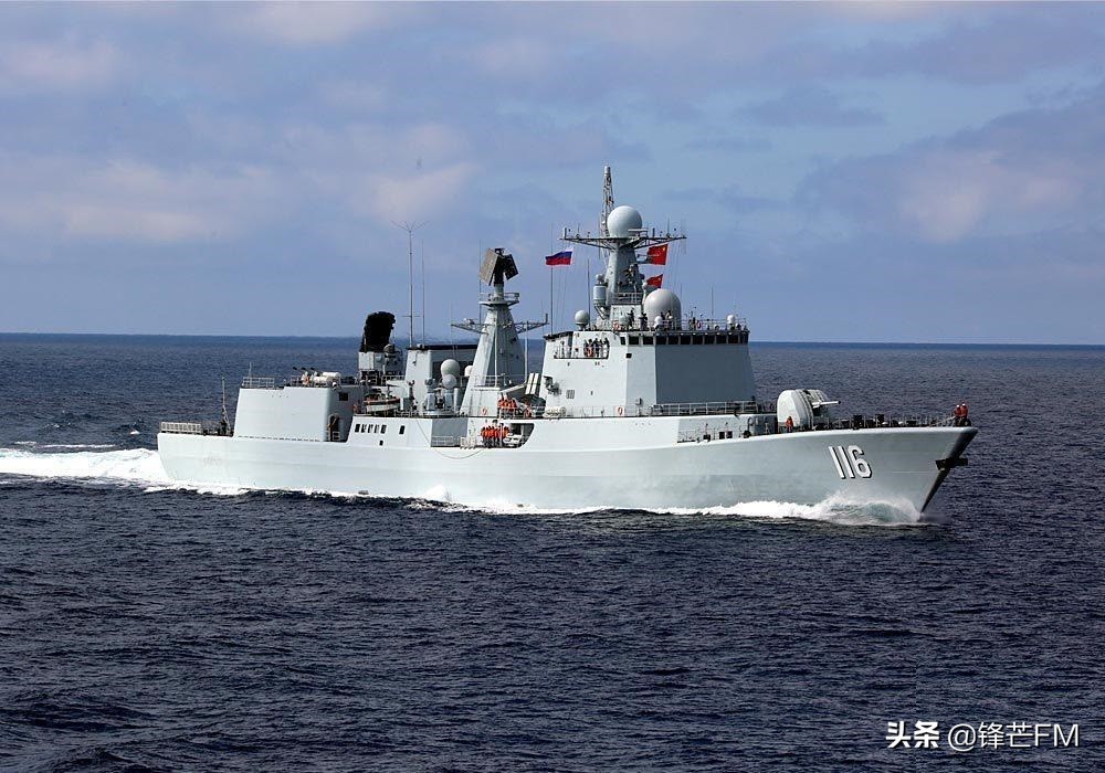 In 2021, the strength of the Chinese navy, 170 surface ships over 1,000 ...