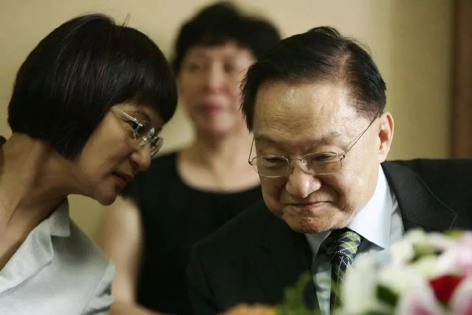 Lin Leyi: Intervened in Jin Yong's marriage at the age of 16 and forced ...