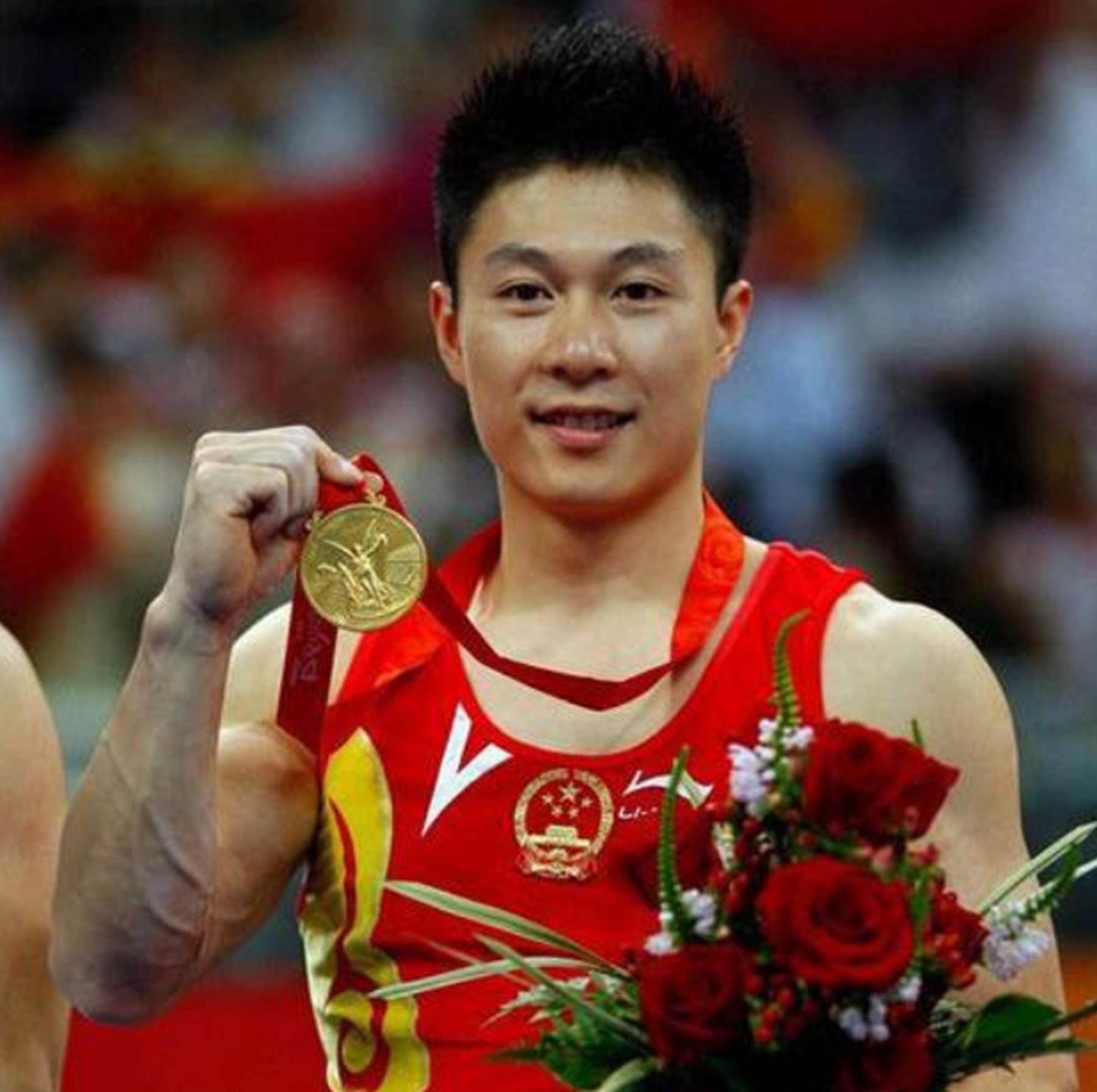 "The Prince of Gymnastics" Li Xiaopeng, 21, fell in love with a 14-year ...