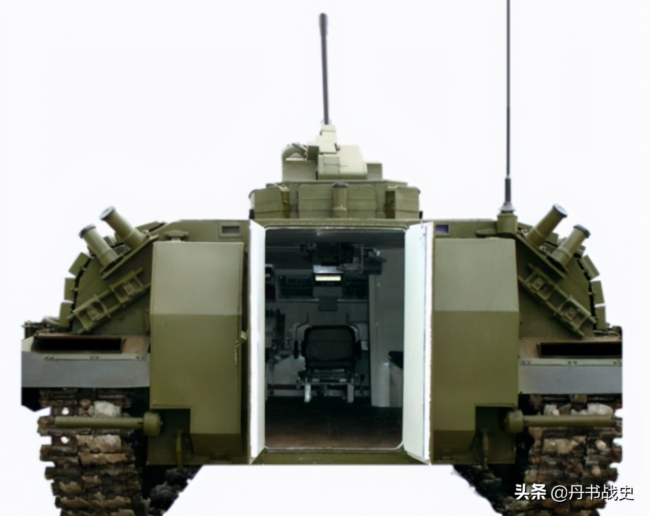 Ukrainian BMPV-64 heavy armored personnel carrier, another modified ...