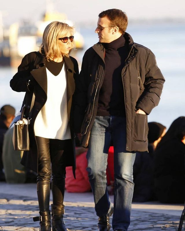 The 14th wedding anniversary of the Macron couple, street photos are ...