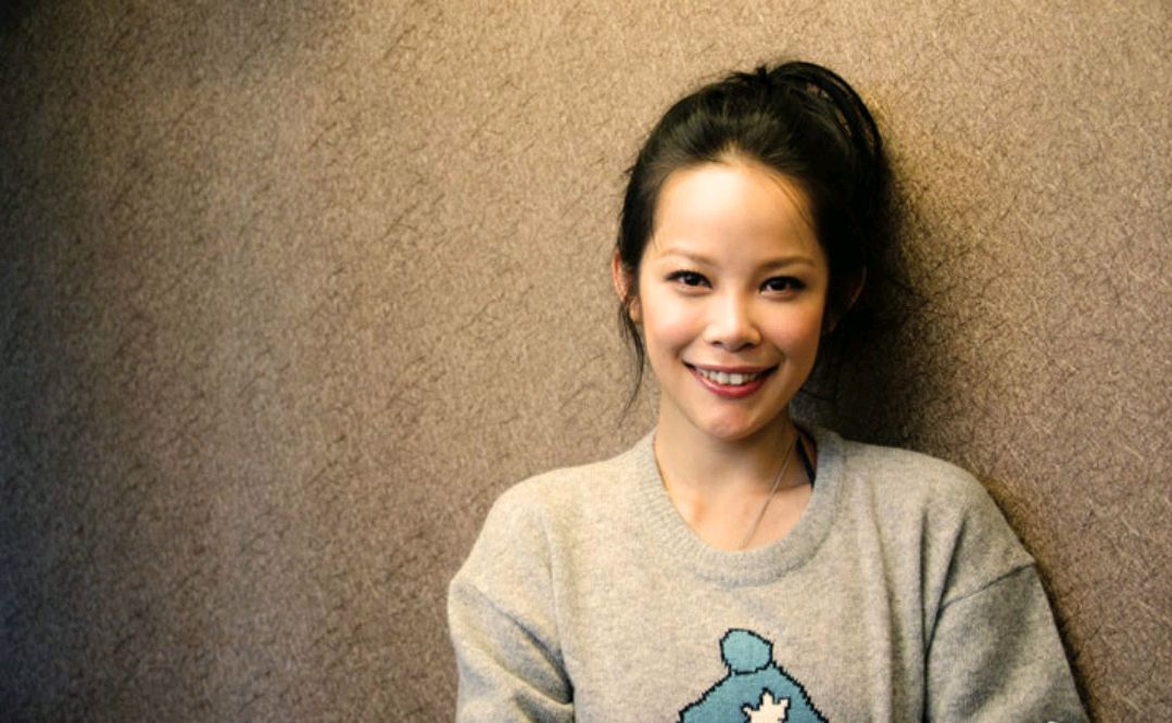 Hong Kong artists switch jobs as security guards, mainland actors are ...