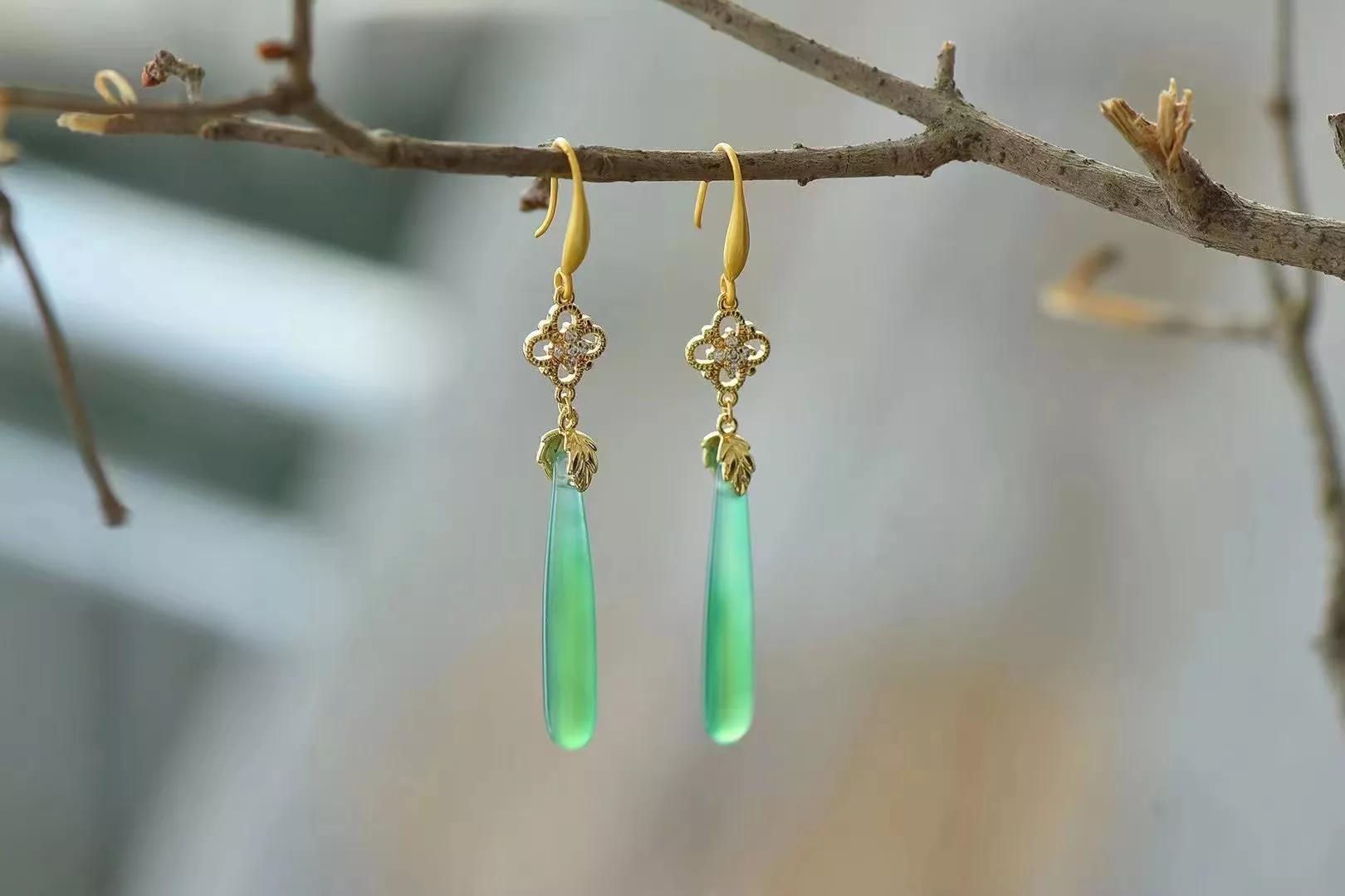 What is chalcedony?Is chalcedony and jade or agate the same thing? - iNEWS