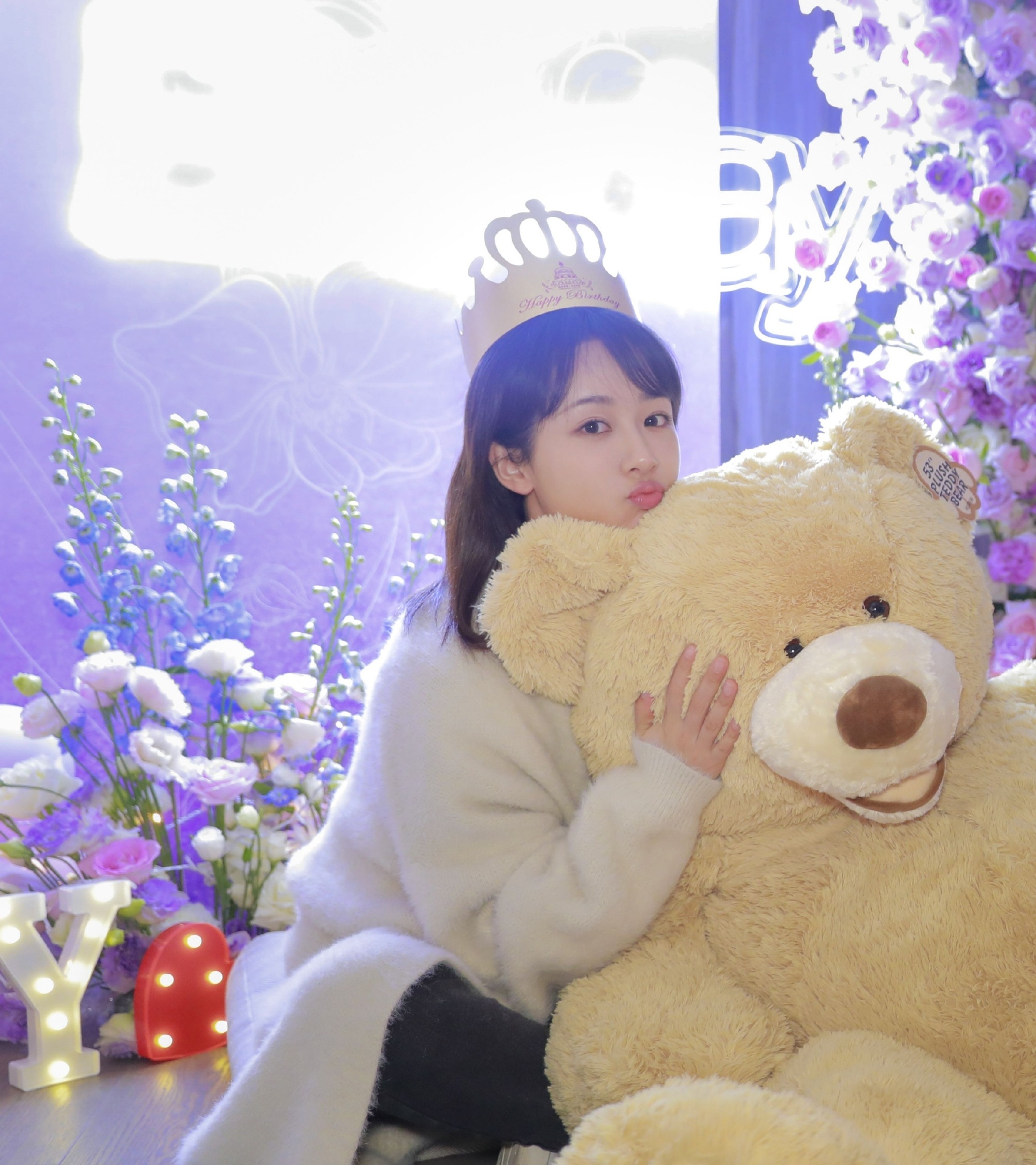 11.6 Picture: Di Lieba, Deng Lun, Liu Yifei, Yang Zi, Zhou Shen, Tong ...