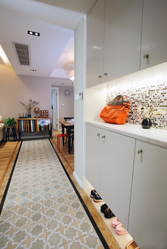 90 square meters of modern style, generous and fashionable, and the ...