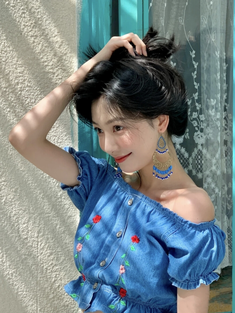 What is the background of Yi Mengling, the goddess of familiar desire ...