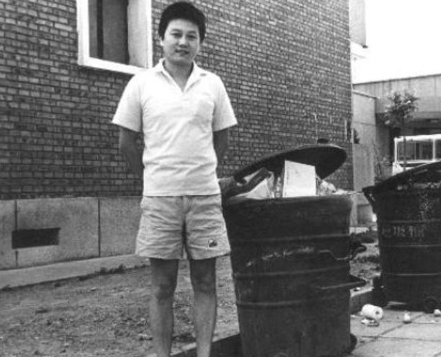 Wang Shuo finally paid the price for "abandoning his wife and daughter ...