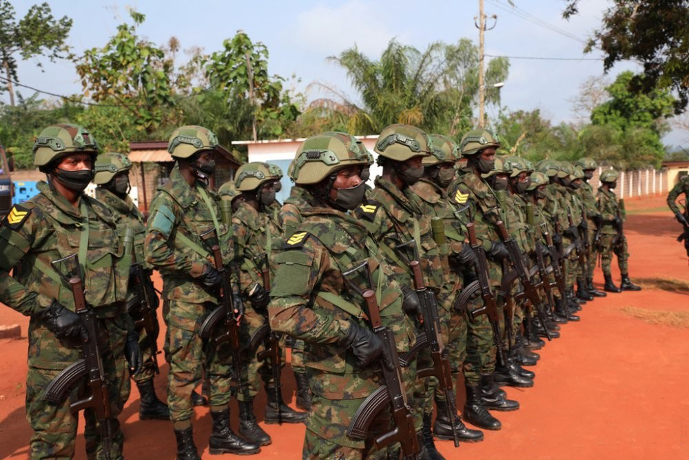 The Rwandan army was surprised to see Type 81 automatic rifles, a ...