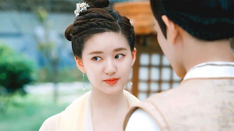 Chen Qianqian in rumors: Han Shuo dominates Chen Qianqian alone - iMedia