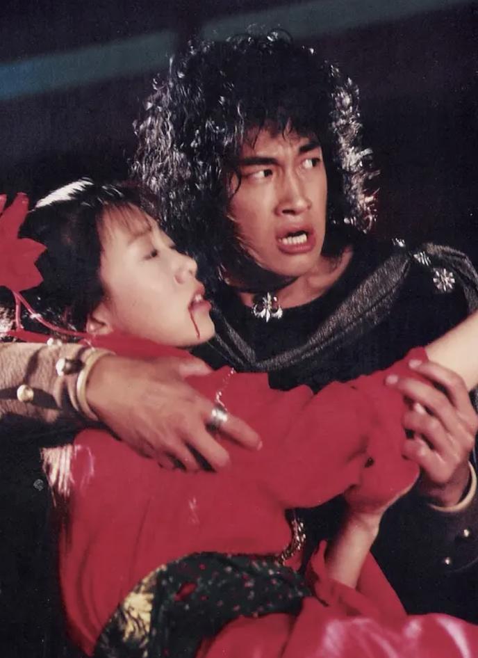He Rundong's humble life, and the woman he loves deeply in his life - iNEWS