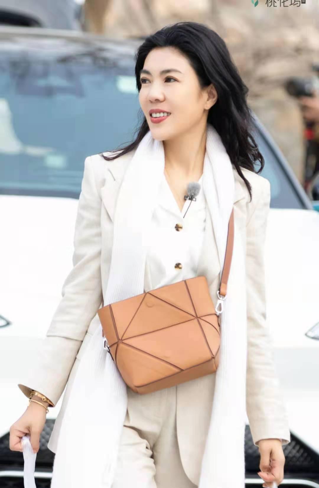 Su Mang's food cost is not enough for 650 days, and the star's meal on ...