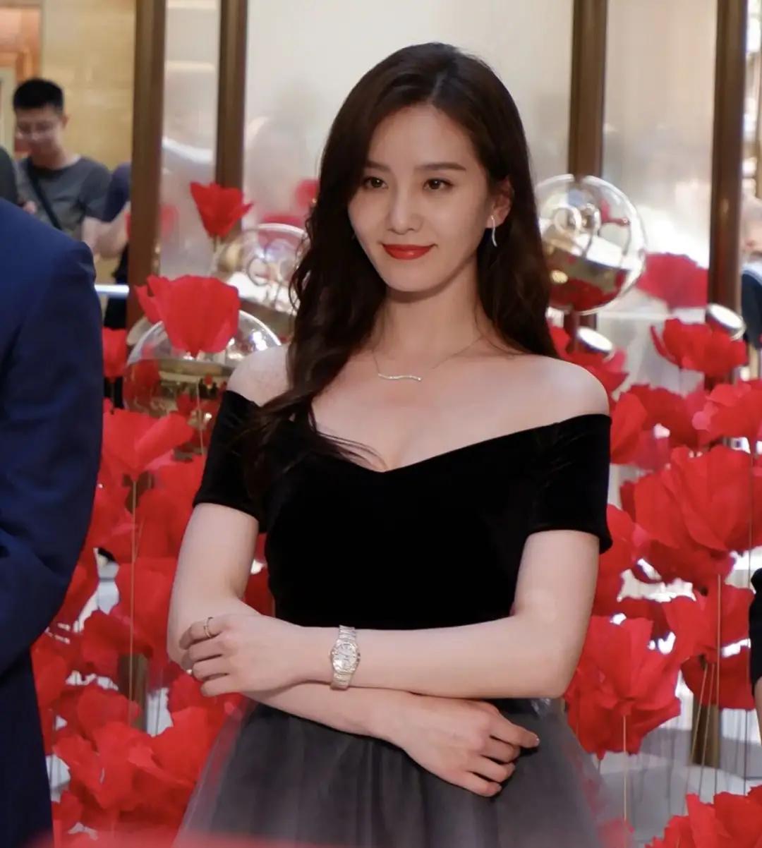 Entertainment News: Li Yifeng, Chen Xiao, Liu Shishi, Lin Xinru, Wang ...