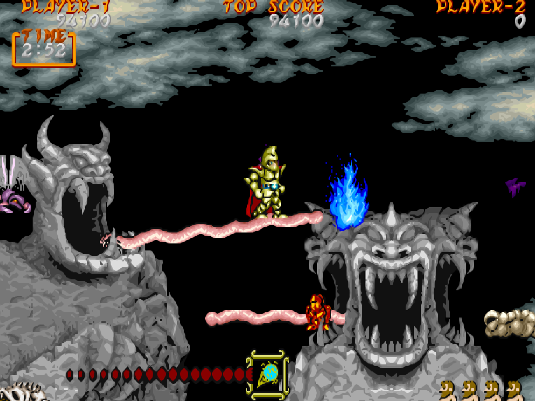 The suffocating BOSS in the arcade game makes people feel desperate the ...