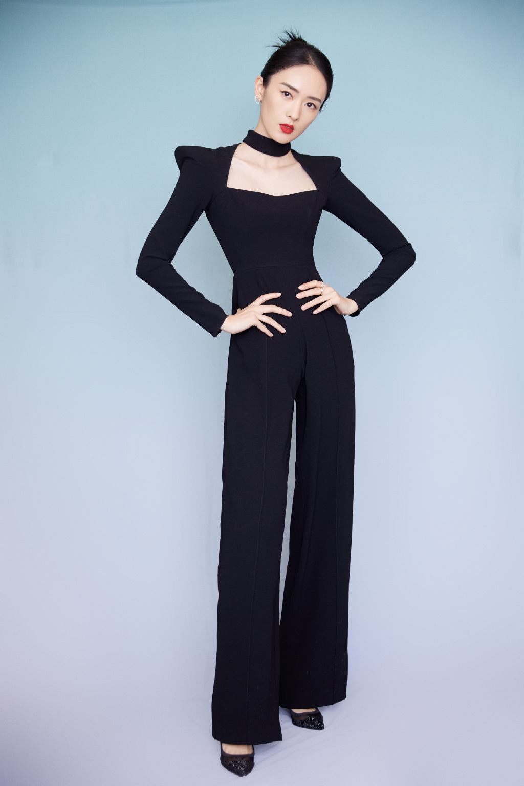 Entertainment Comments: Yang Zi, Wan Qian, Zhou Shen, Ju Jingyi, Song ...