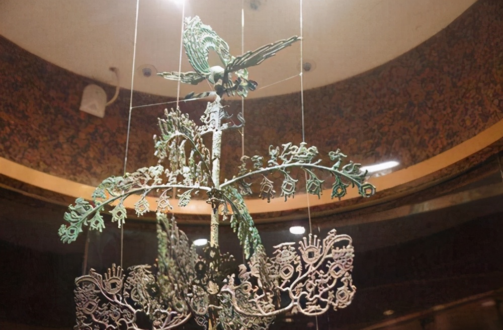 The archaeological discovery of the Panlong sacred tree is estimated to ...