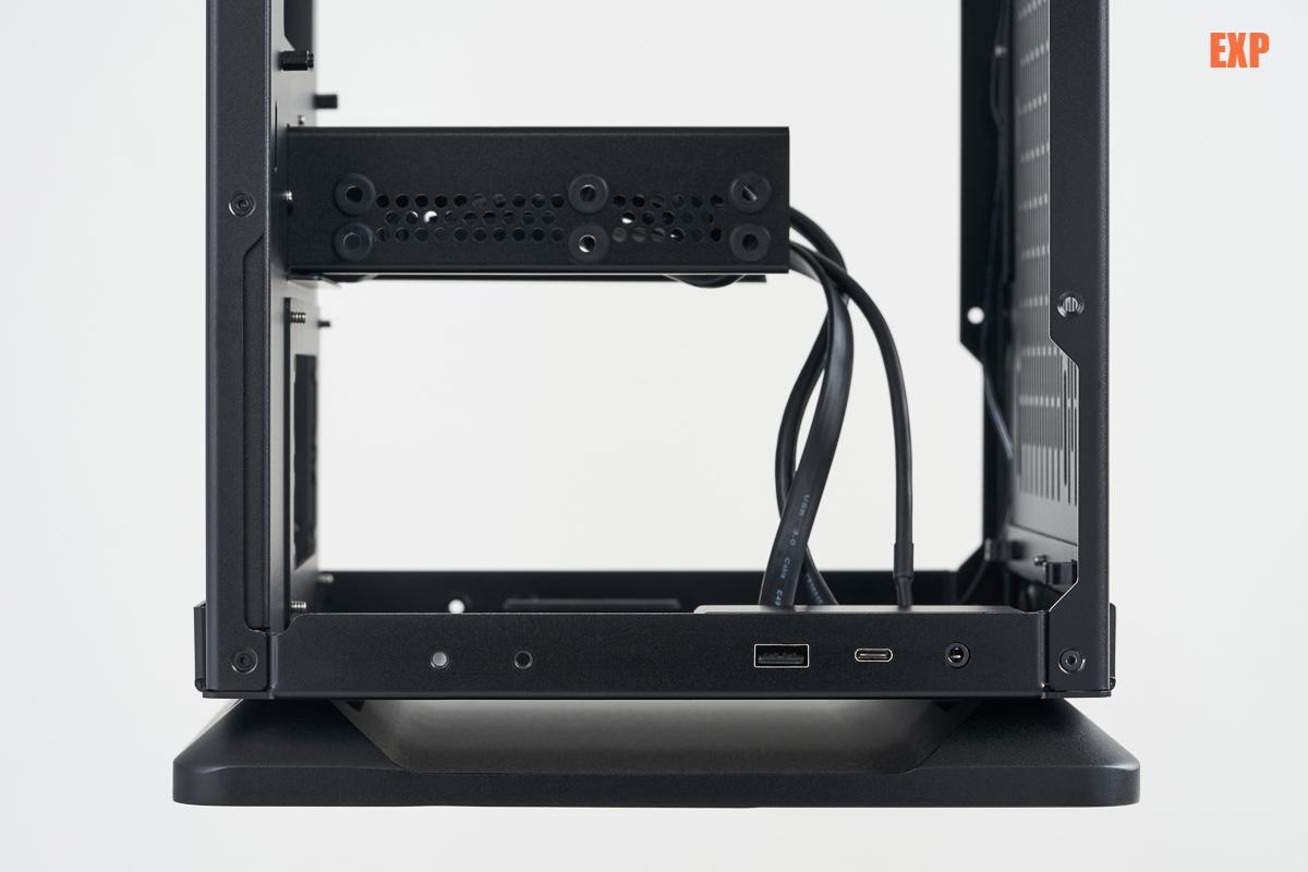 Abee AS Enclosure RS07 Chassis Picture Tour: Light Luxury ITX Tower ...