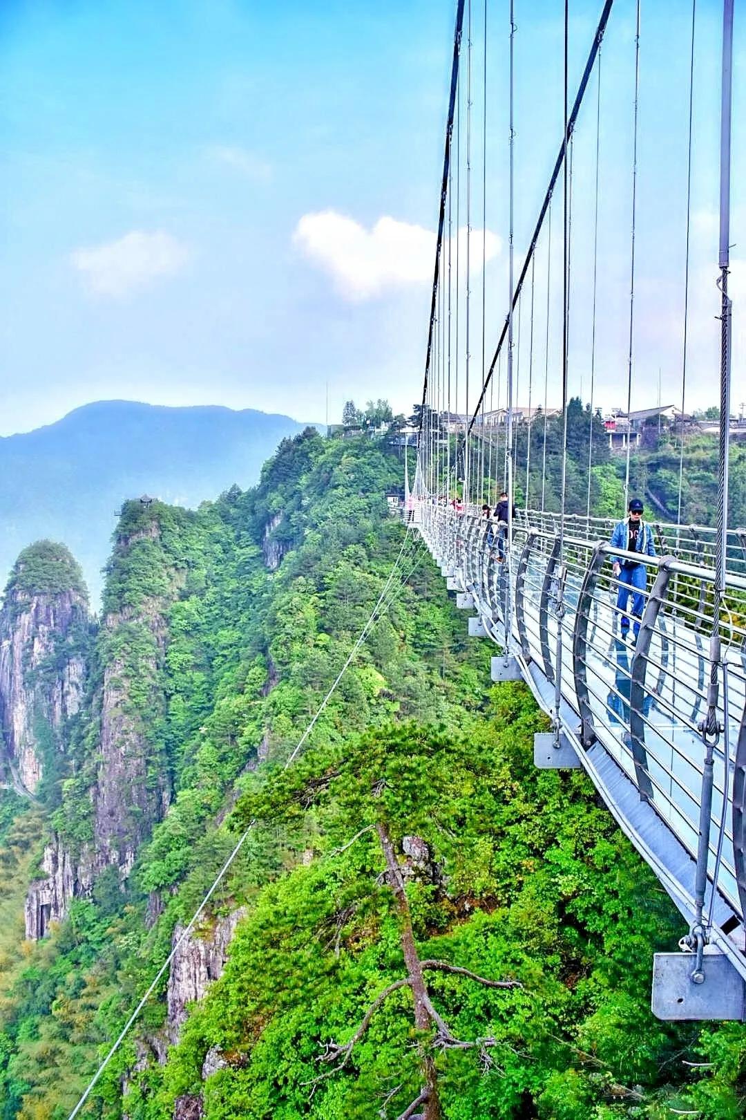 The beautiful "open" secret town, from early morning to sunset, you can ...