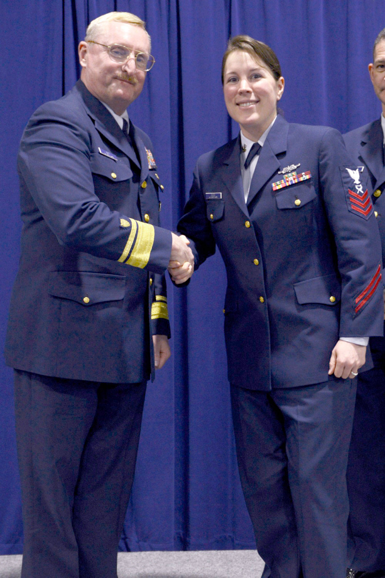 The uniform of the US Coast Guard soldier, the left arm is the rank and ...